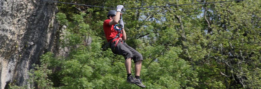 Pratiquer la tyrolienne à Arenal pour une expérience unique